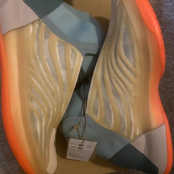 adidas | Shoes | Yeezes Quantum | Poshmark